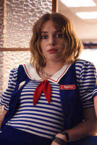 “Robin” Stranger Things Season 3 – Franciska Friede